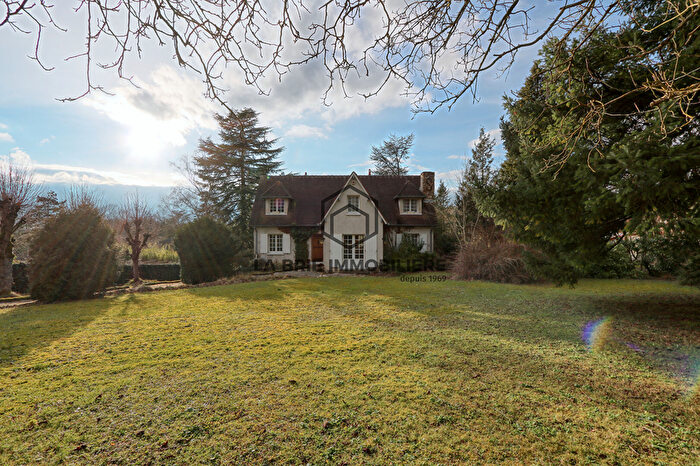 Maison à vendre - Santeny - 6 pièces - 4 chambres