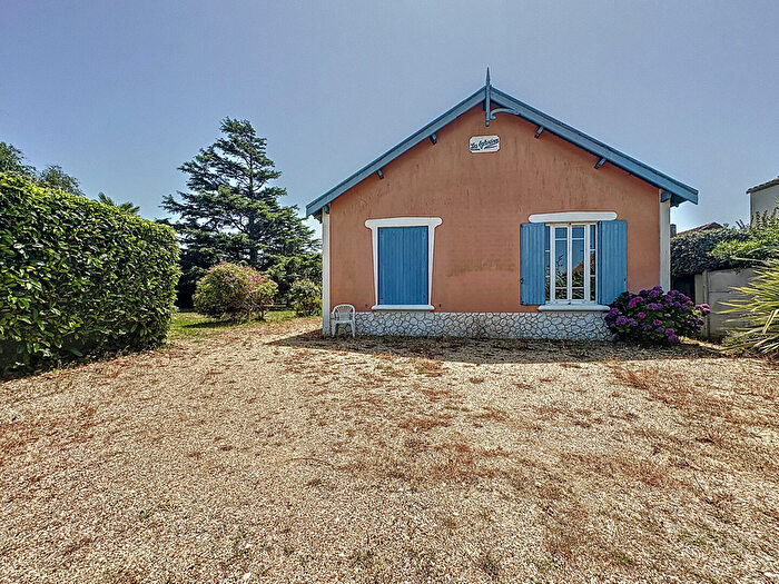 Maison à vendre - Port-des-Barques - 3 pièces - 2 chambres