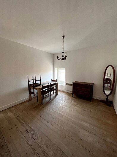 Appartement 3 pièces à louer à Nord, Pauillac