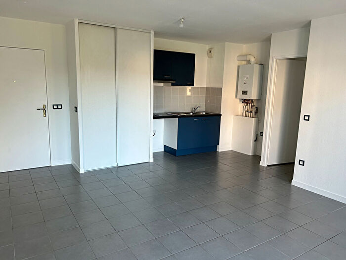 Appartement à louer - Montussan - 3 pièces - 2 chambres