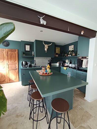 Appartement 5 pièces à Beaucaire, Centre-ville, à vendre