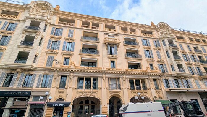 Appartement à vendre - Nice, Centre-ville - 2 pièces - 1 chambre