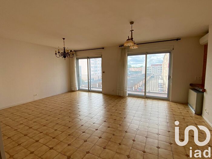 Maisons à vendre et appartements à louer - 1