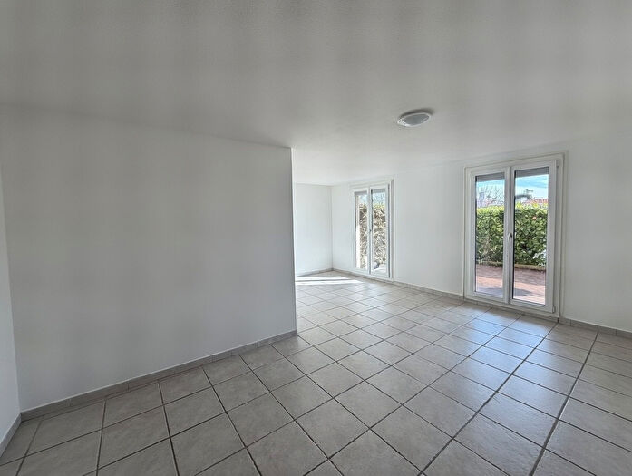 Appartement à vendre - La Tour-de-Salvagny - 5 pièces - 4 chambres