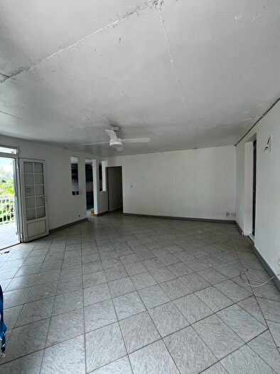 Appartement 3 pièces à Petit-Bourg, à louer