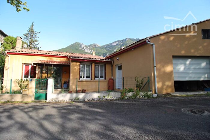 Maison 4 pièces à Axat, à vendre