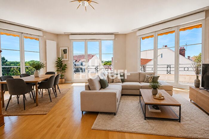 Appartement 3 pièces à vendre - Les Clayes-sous-Bois, Centre-ville