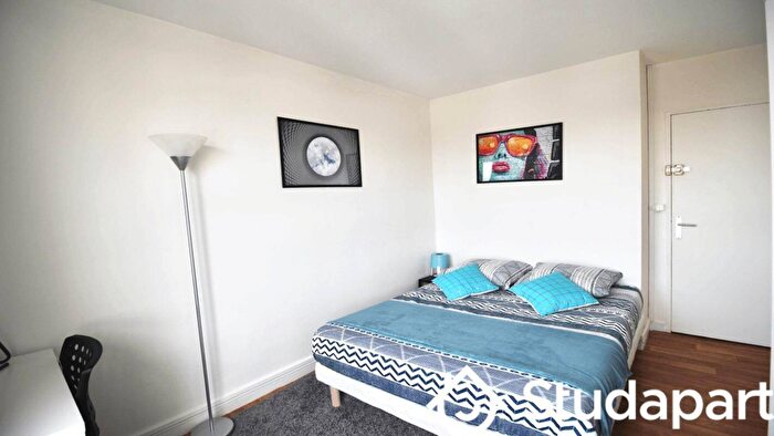 Appartement à louer - Saint Blaise, Paris ème arrondissement - 1 pièce - 4 chambres