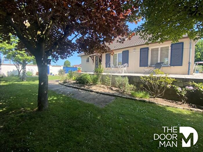 Maison 7 pièces à Le Perray-en-Yvelines, à vendre