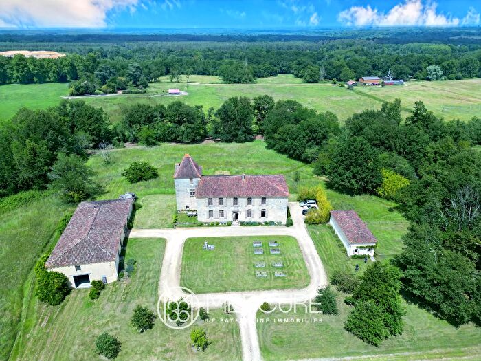 Maison à vendre - Mont-de-Marsan - 12 pièces - 8 chambres