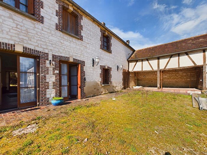 Maison à vendre - Eaux-Puiseaux - 9 pièces - 5 chambres