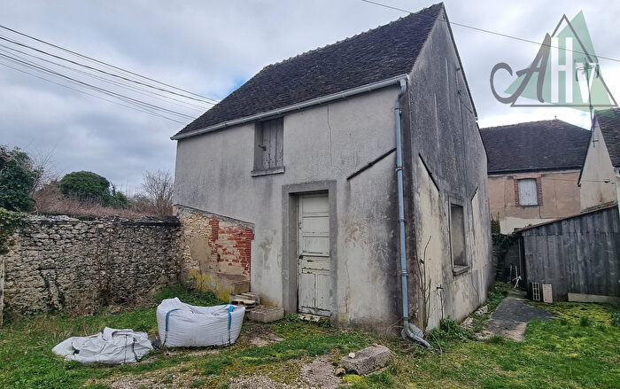 Maison à vendre - Saint-Loup-de-Naud - 1 pièce - 1 chambre