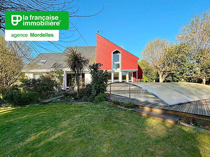 Maison à vendre - Bréal-sous-Montfort - 6 pièces - 4 chambres