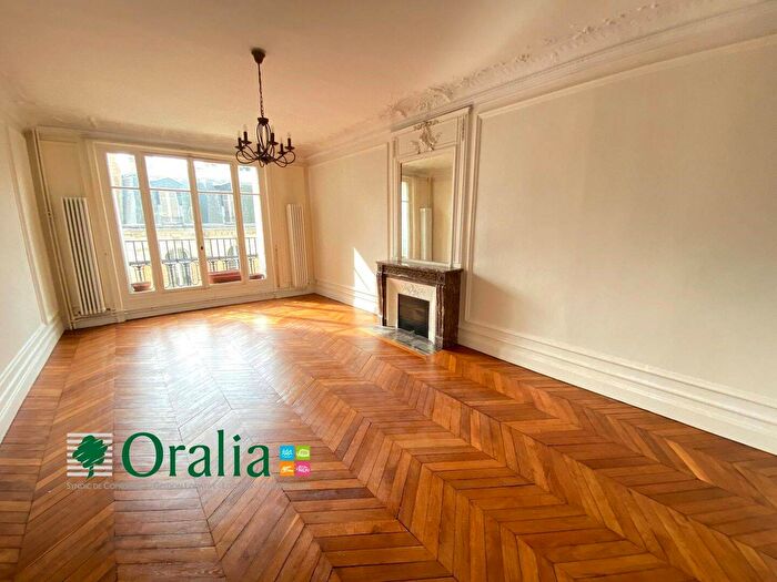 Appartement à louer - Muette Nord, Paris ème arrondissement - 7 pièces - 4 chambres