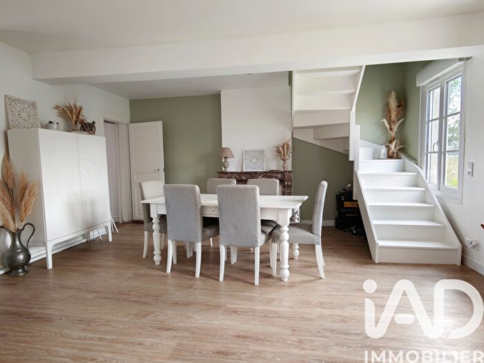 Maison à vendre - Villers-sur-Coudun - 6 pièces - 4 chambres