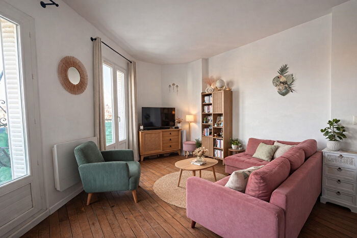 Appartement à vendre - La Garenne-Colombes, Les Vallées - 2 pièces - 1 chambre