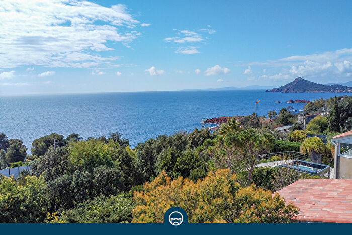 Maison à vendre - Saint-Raphaël, Agay - 4 pièces - 3 chambres