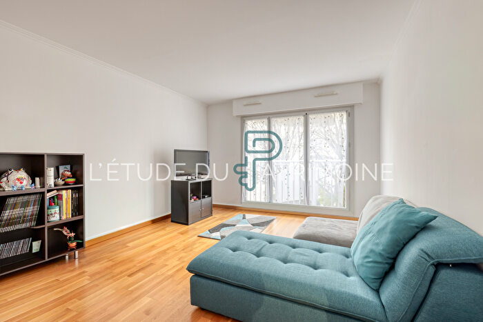 Appartement à vendre - Cachan, Centre-ville - 3 pièces - 2 chambres