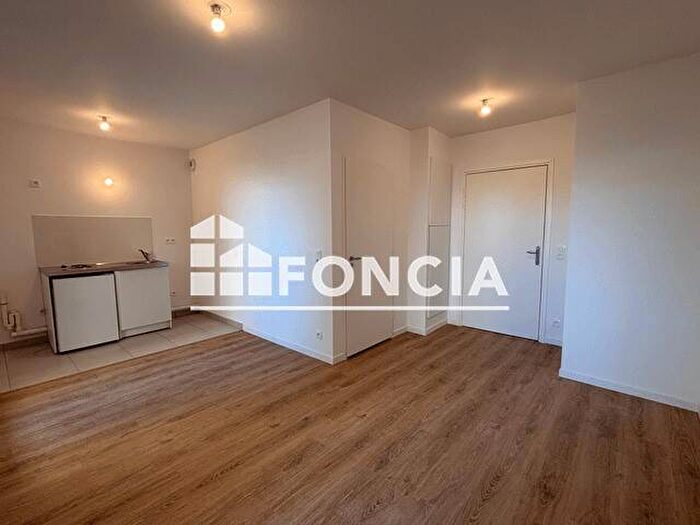 Appartement à louer - Bois dAmour-Porte de Paris-Courlancy, Reims - 1 pièce