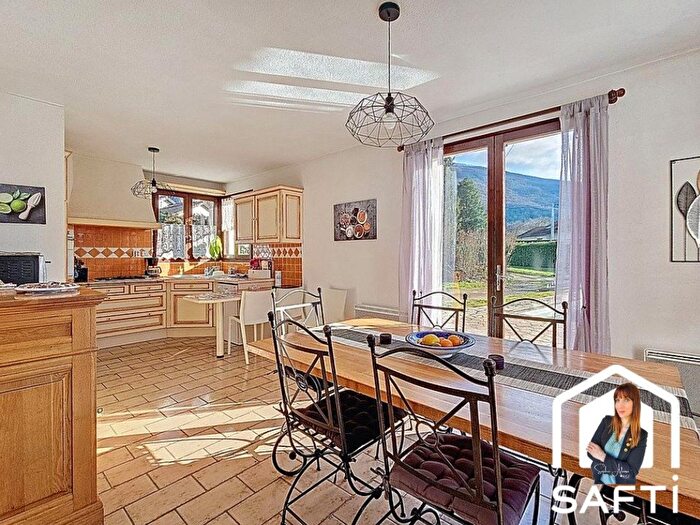 Maison à vendre - Saint-Sauveur - 5 pièces - 3 chambres