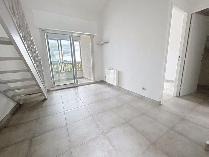 Appartement à vendre - Fréjus, Centre-ville - 2 pièces - 1 chambre