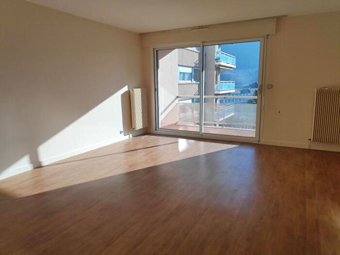 Millau, République, Beauregard, Cales : Appartement 4 pièces à louer