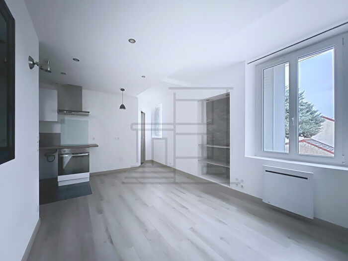 Appartement à vendre - Le Mesnil-en-Thelle - 2 pièces - 1 chambre