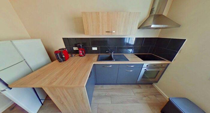 Charréard, Vénissieux : Appartement 2 pièces à louer