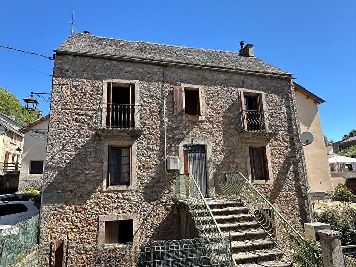 Maison à vendre - Lanuéjols - 4 pièces - 2 chambres