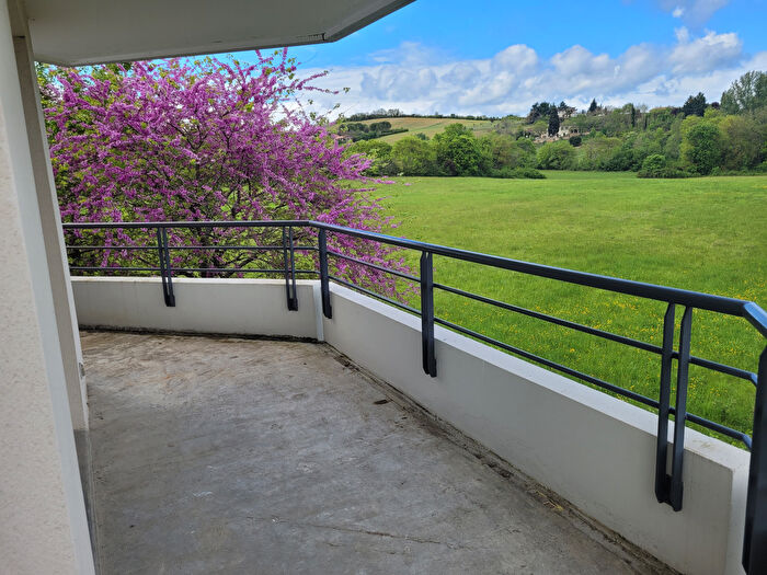 Appartement à louer - Auch, Faubourgs - 3 pièces - 2 chambres