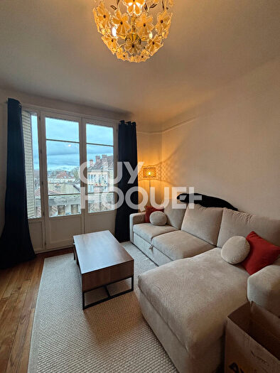 Appartement à louer - Troyes, Cathédrale - 4 pièces - 2 chambres