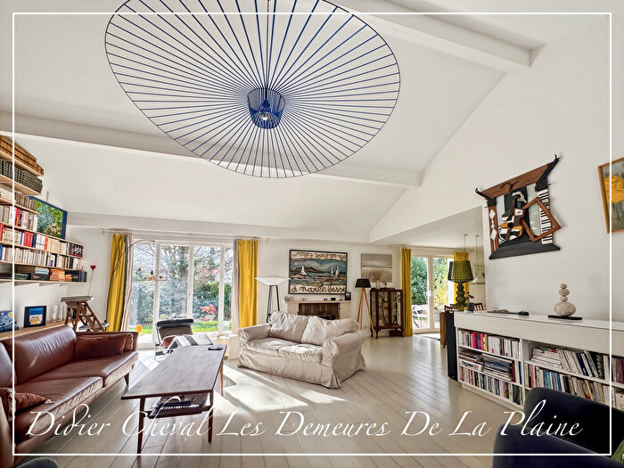 Maison à vendre - Saint-Nom-la-Bretèche - 6 pièces - 4 chambres