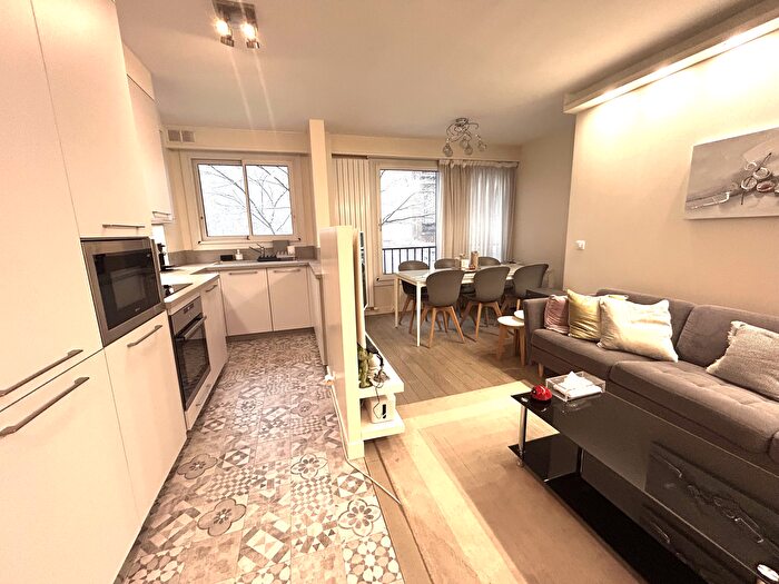 Appartement à vendre - Paris e , Dauphine - 3 pièces - 2 chambres