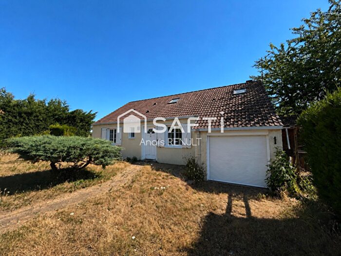 Maison 5 pièces à vendre à Saint-Lubin-des-Joncherets