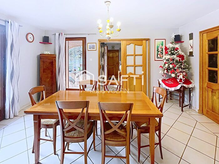 Maison à vendre - Auriol - 6 pièces - 4 chambres