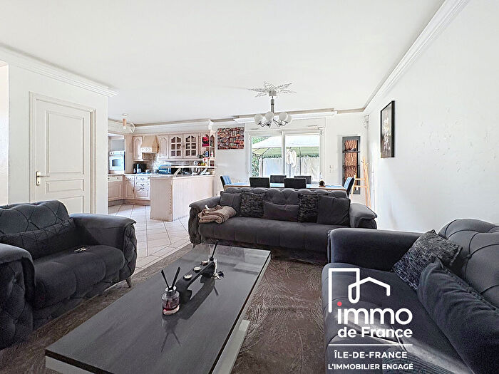 Maison à vendre - Montfermeil, Franceville - 4 pièces - 3 chambres