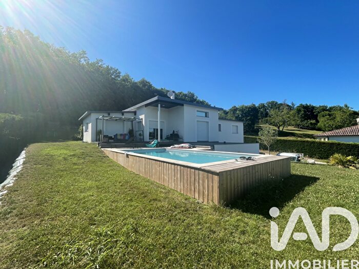 Maison à vendre - La Croix-Blanche - 5 pièces - 4 chambres