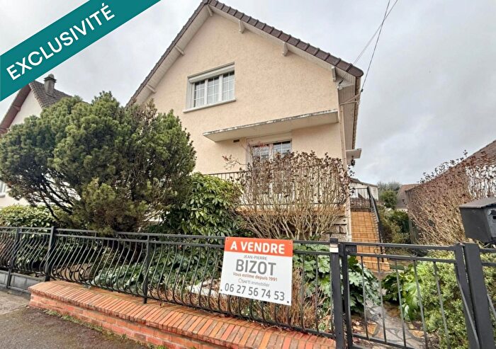 Maison à vendre - Morangis - 6 pièces - 3 chambres