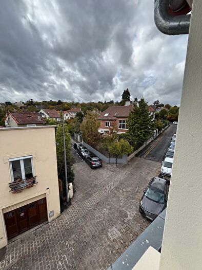 Appartement à louer - Meudon, Centre-ville - 4 pièces - 2 chambres