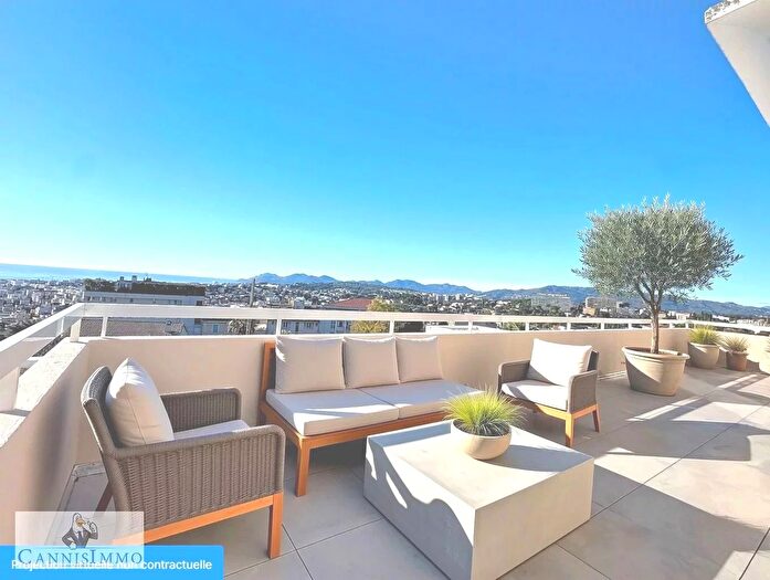 Appartement à vendre - Le Cannet, Centre-ville - 5 pièces - 3 chambres