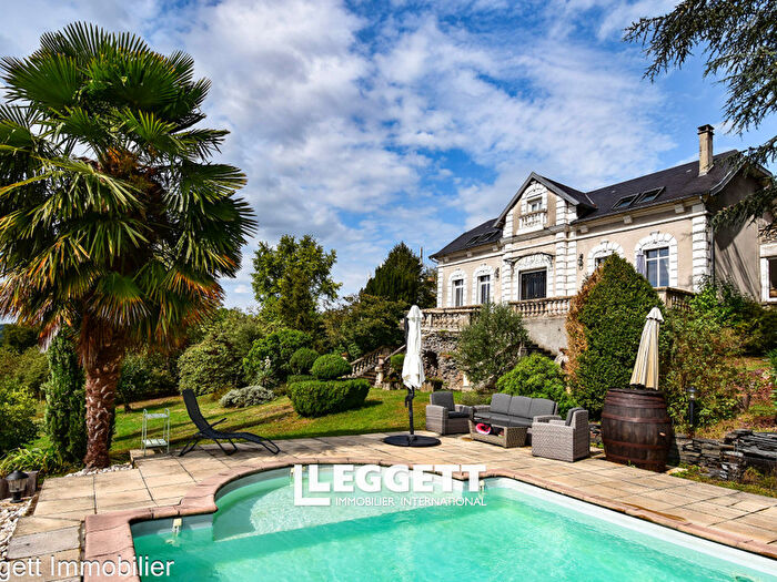 Maison à vendre - Allassac - 9 pièces - 4 chambres