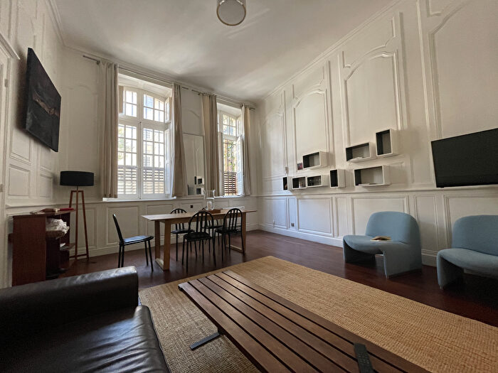 Appartement à louer - Bordeaux, Capucins, Saint-Michel - 2 pièces - 1 chambre