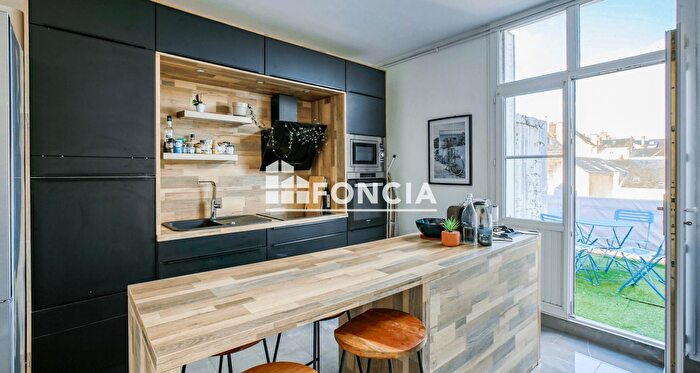 Maison à vendre - Saumur, Entre les Ponts - 11 pièces - 8 chambres