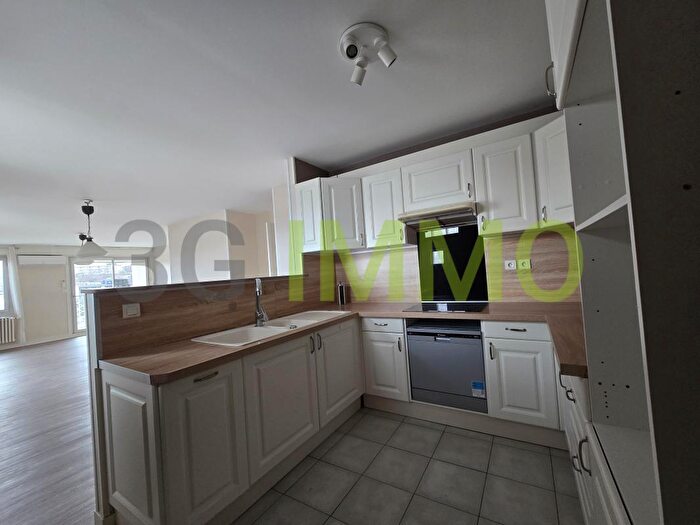 Appartement à vendre - Clermont-Ferrand, Oradou - 3 pièces - 2 chambres