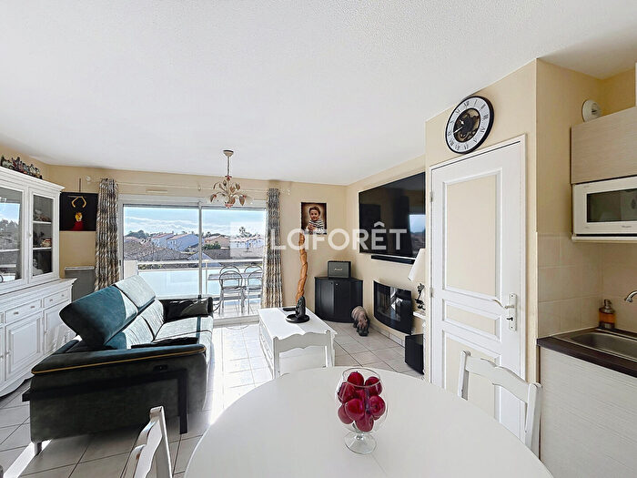 Appartement à vendre - Sainte-Marie-la-Mer - 2 pièces - 1 chambre