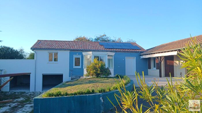 Montignac-le-Coq - Maison 4 pièces à vendre