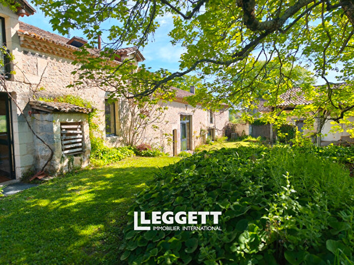 Maison 16 pièces à vendre - Vallereuil