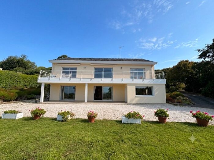 La Forêt-Fouesnant : Maison 7 pièces à vendre