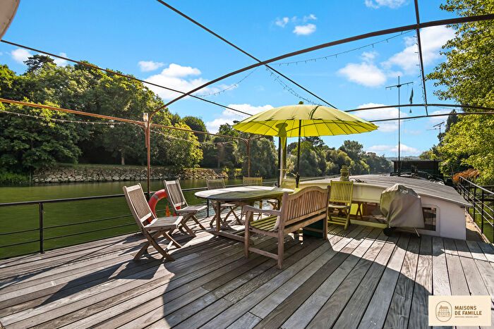 Maison 7 pièces à vendre à Louveciennes
