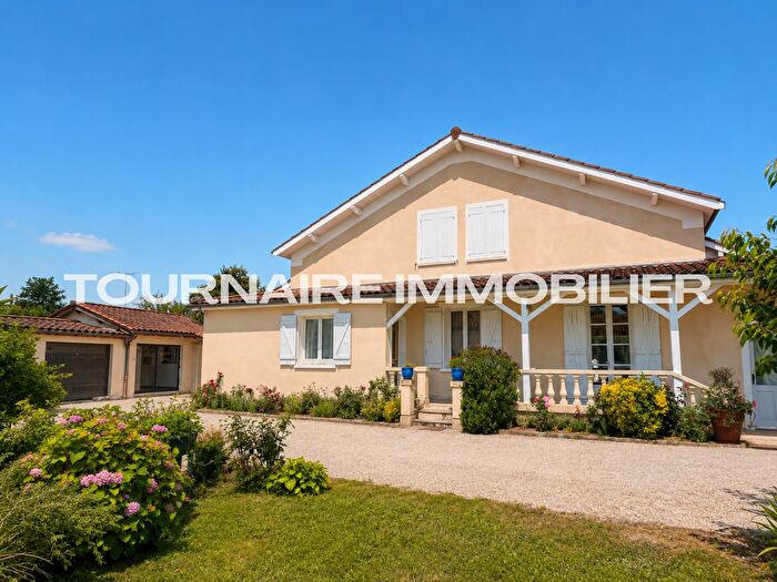 Maison 5 pièces à vendre à Ambérieux